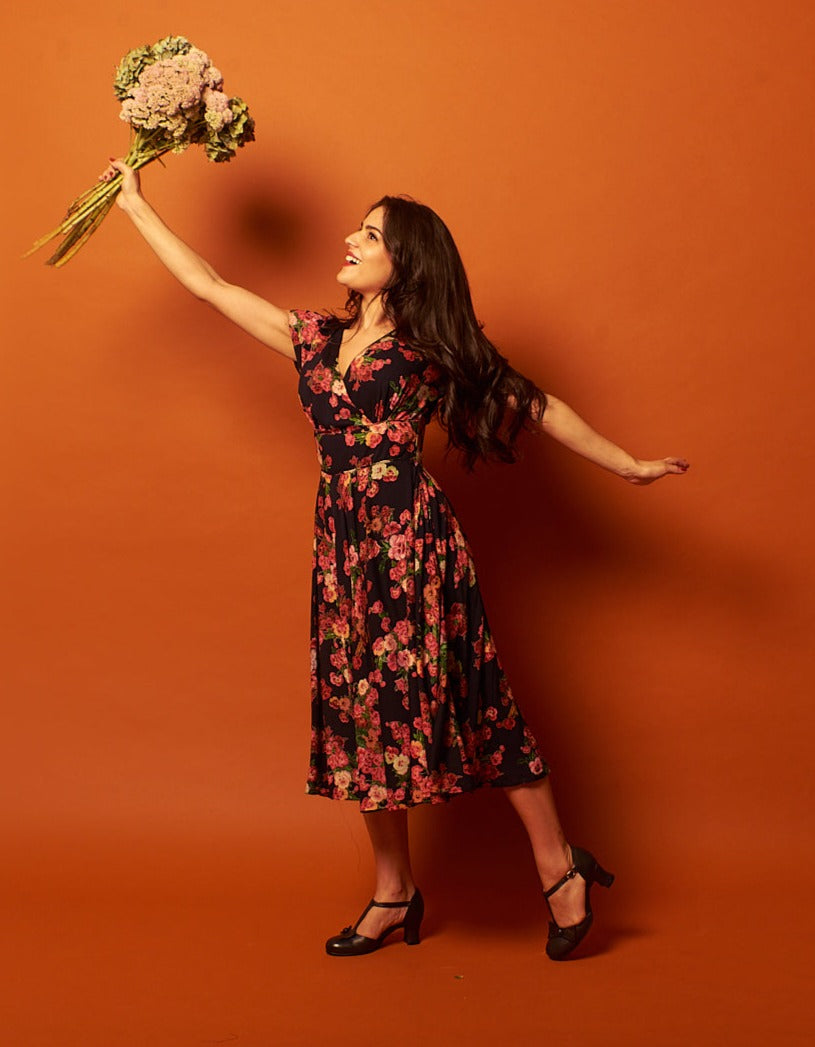 Viola Garden Roses Dress – Elise Design